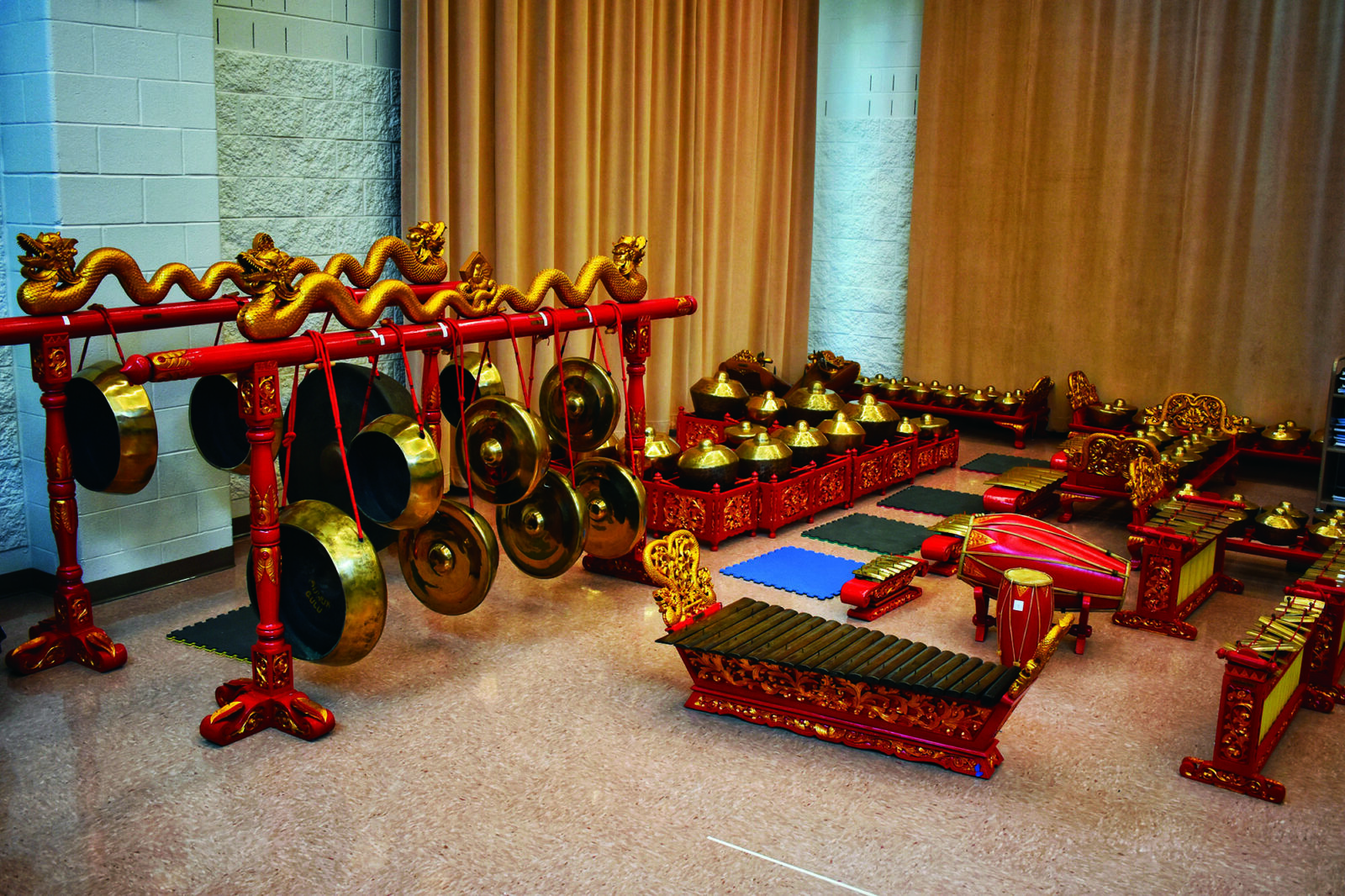 Traditional Indonesian Instrument (Finally) Arrives at Goshen College ...